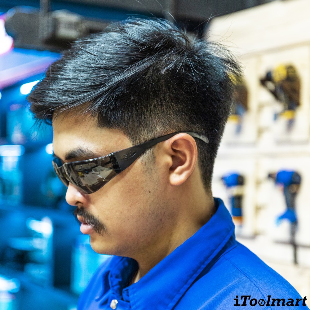 แว่นตานิรภัย 3M 11327 Virtua Series แว่นเซฟตี้เลนส์เทา เคลือบแข็ง ... แว่นตานิรภัย 3M 11327 Virtua Series แว่นเซฟตี้เลนส์เทา เคลือบแข็ง ...